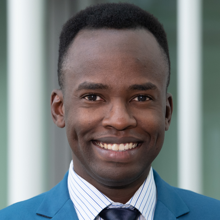 Alphan Ali Mongi - Afrika kommt!